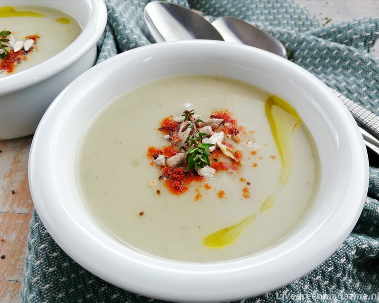 Vegan bio bloemkoolsoep