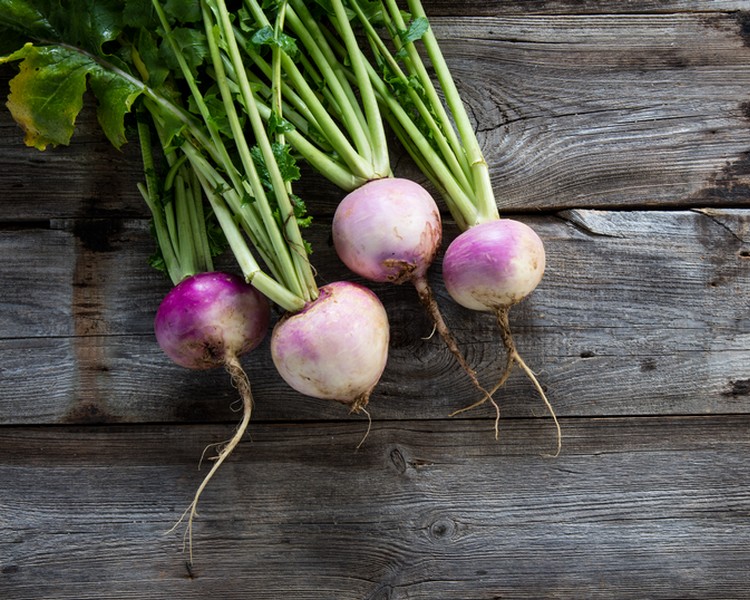 Van raapsteeltjes tot meirapen: zo gezond zijn deze groenten